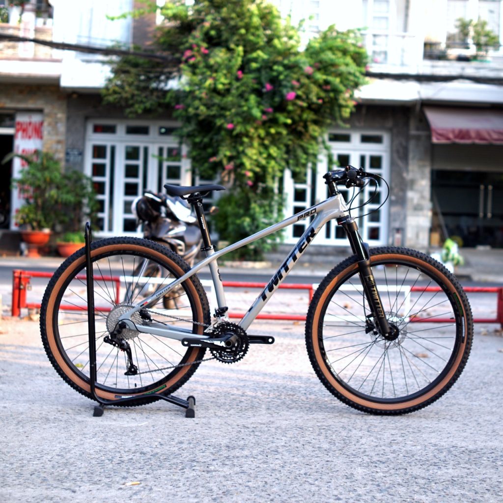 Xe đạp Twitter Leopard Pro 2024 – Màu Xám Cement – Xe đạp Twitter Sài Gòn