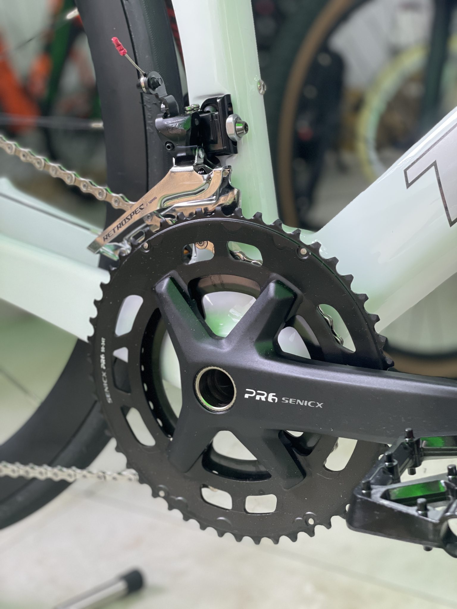 Twitter R5 Pro Tay Ngang: chiếc xe đạp Touring, Carbon siêu nhẹ mà Giá ...
