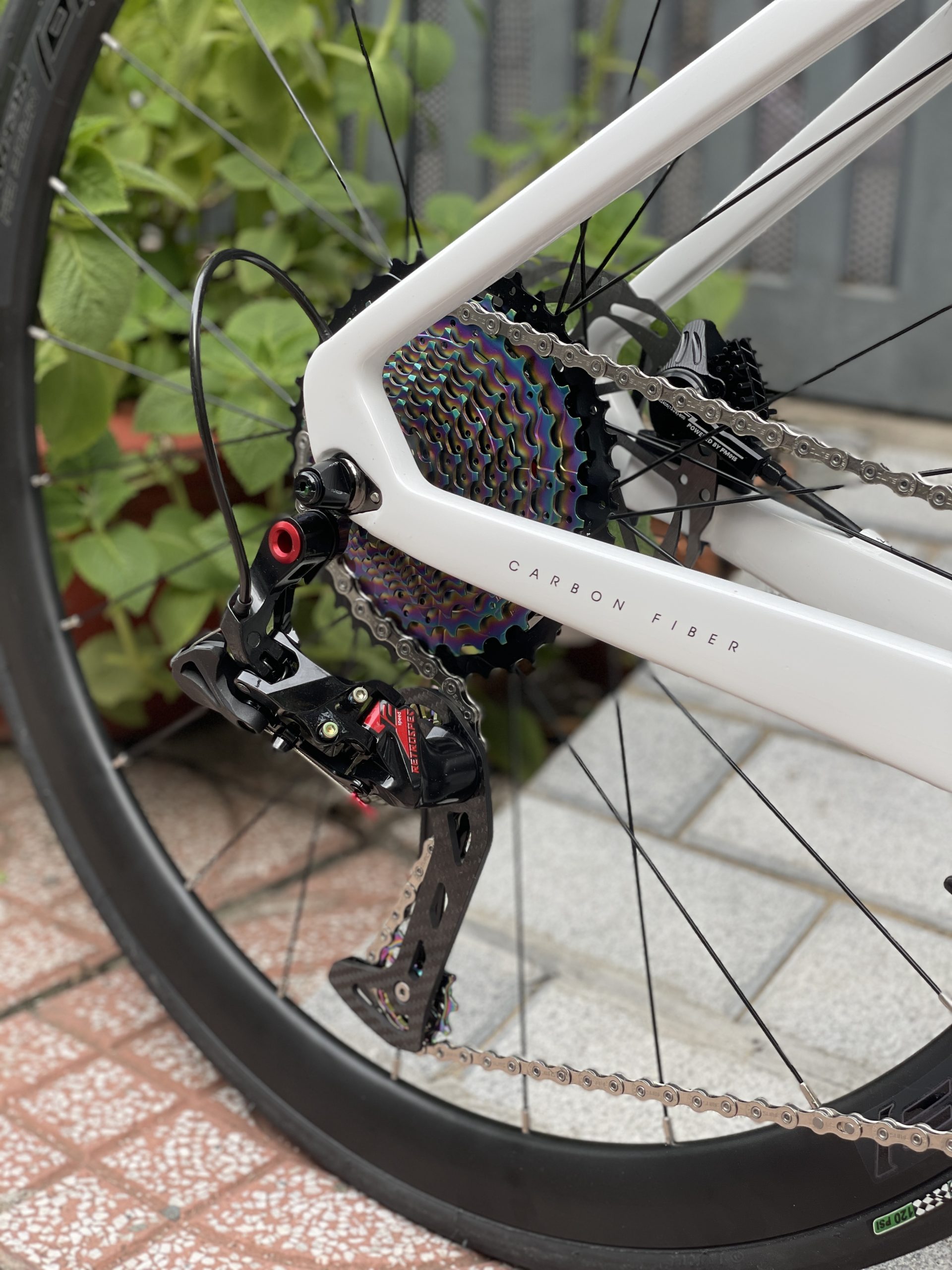 Twitter R5 Pro Tay Ngang: chiếc xe đạp Touring, Carbon siêu nhẹ mà Giá ...
